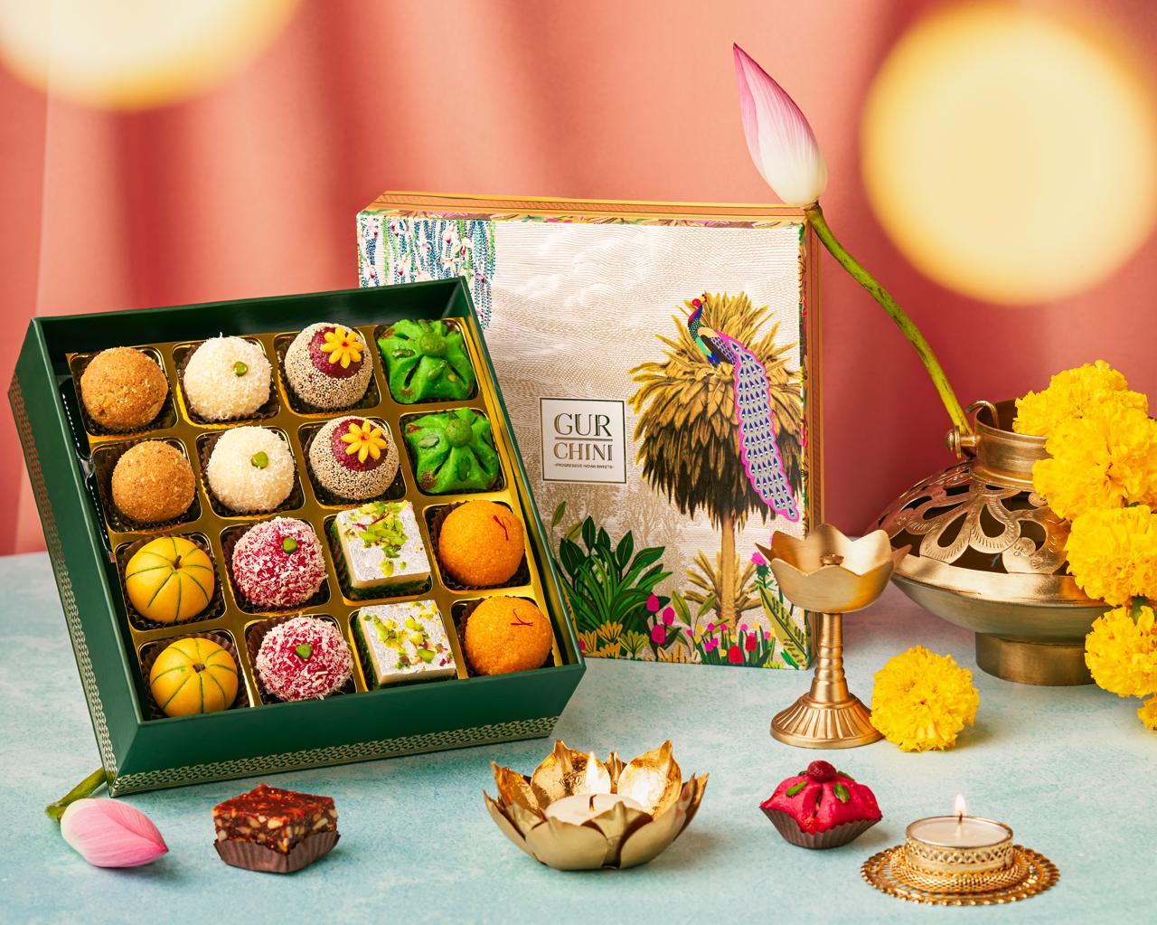 Luxury Green Bird Box of Assorted 16 Pcs Sweets.